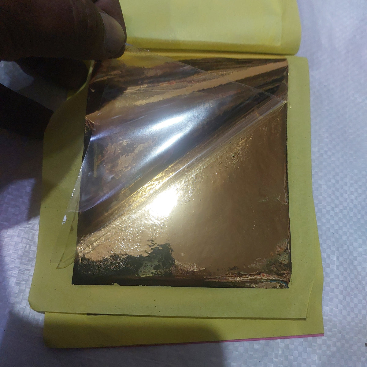 Synthetic gold foil – KnowHowArtCraft